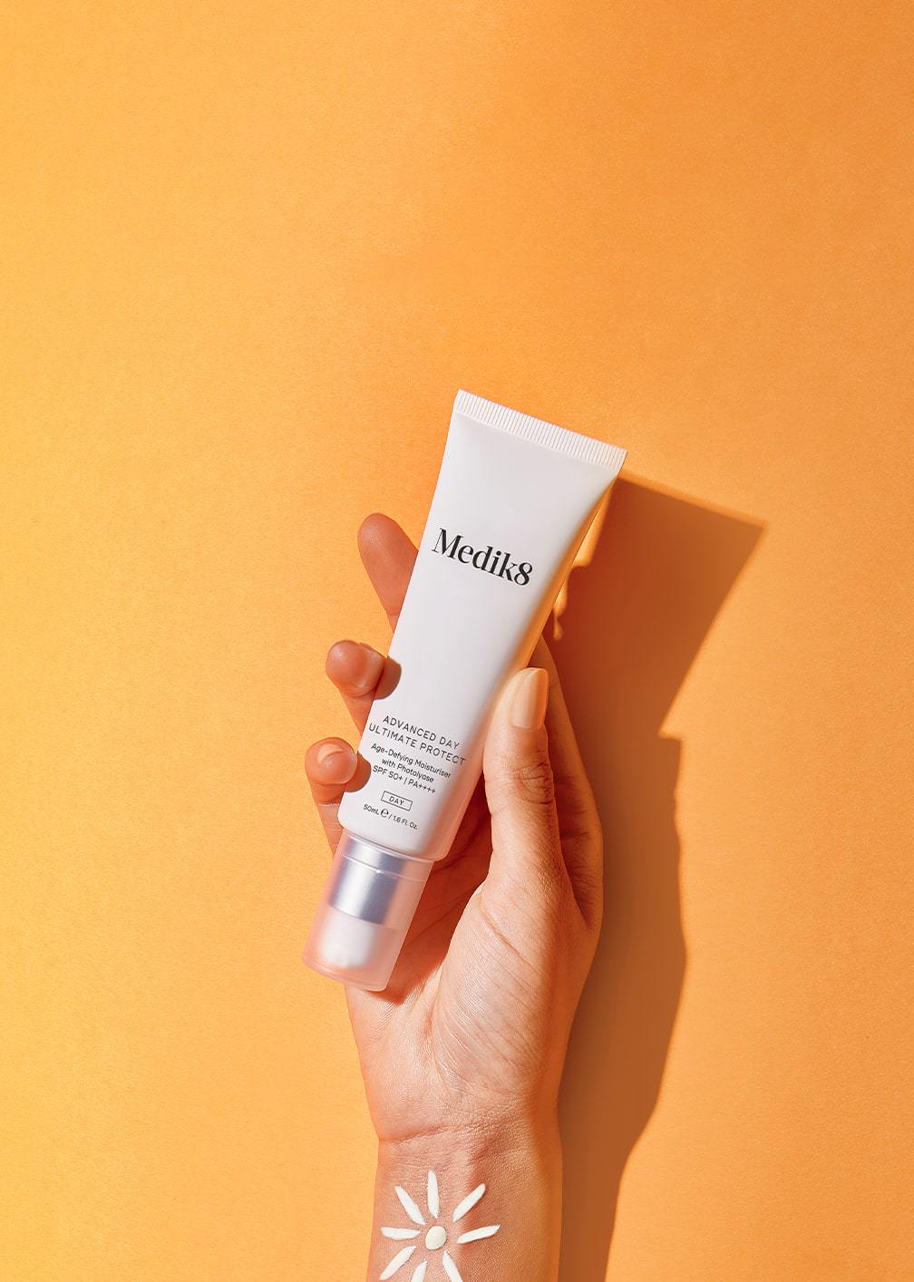 Sunscreen Innovation Advanced Day Ultimate Protect – Medik8-INT